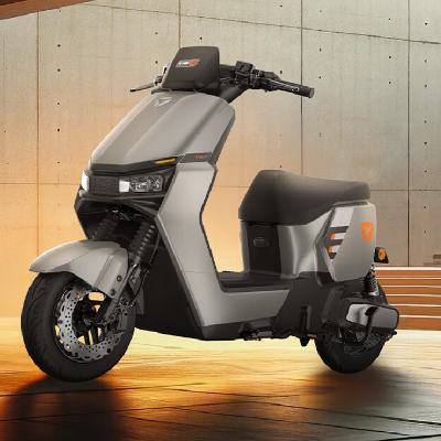 雅迪（yadea）冠能6代T60-D悦享版电动车新国标电瓶车颜色到店选购，4540元（需用券）—— 慢慢买比价网